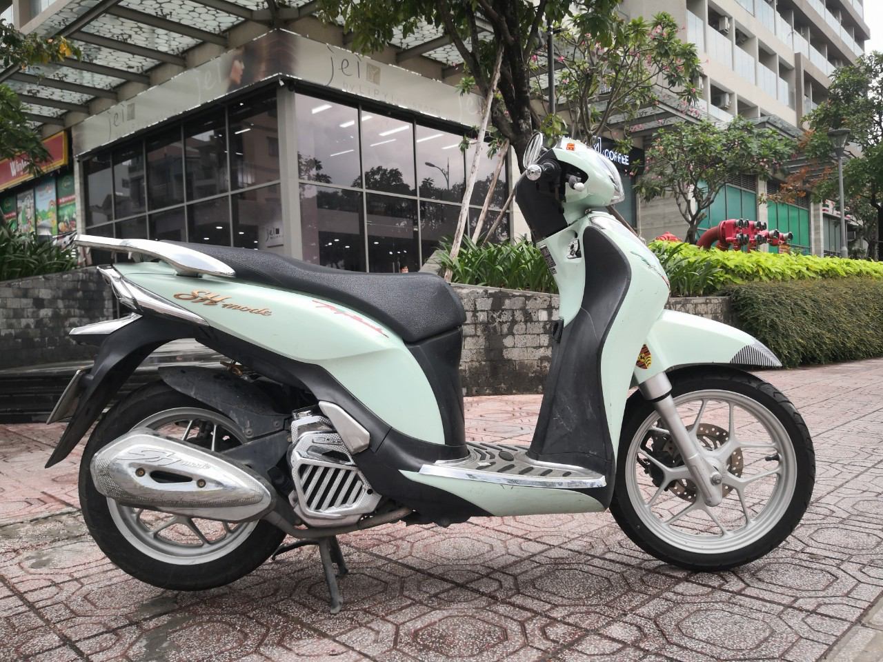 Dung Motorbikes – Dung Motorbikes